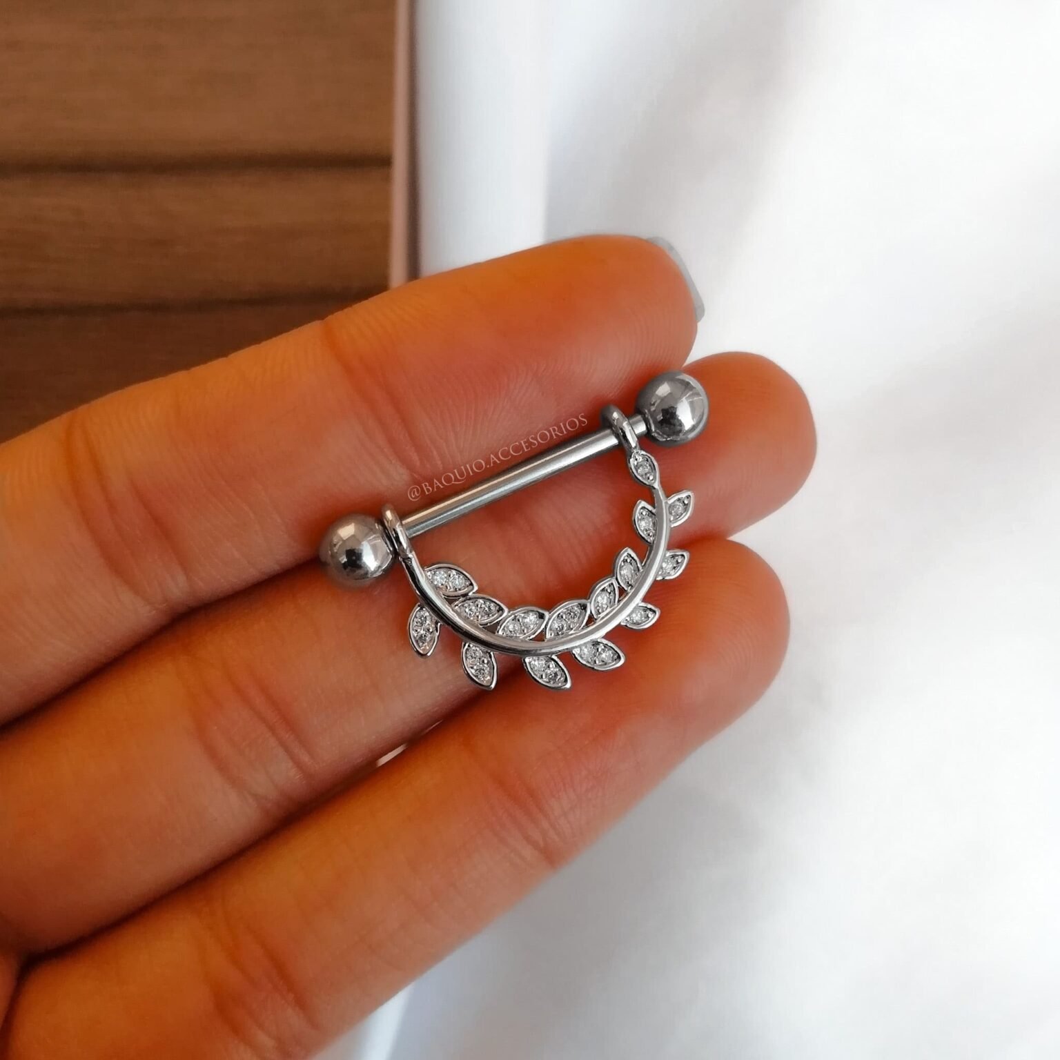 PIERCING HOJAS PEZÓN – Baquio Accesorios